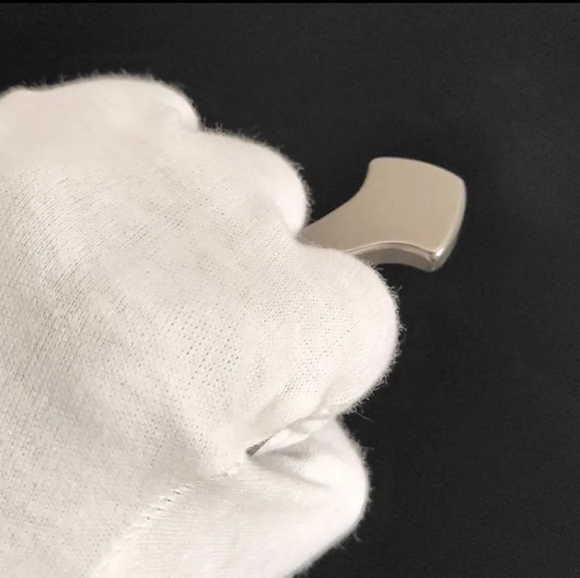 Titanium Alloy Self Defense Jewelry Thick Cross Pendant - Keygadgetry